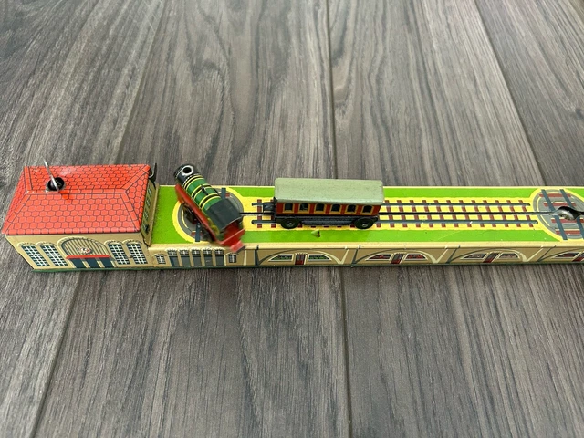 VINTAGE CLOCKWORK TIN Plate Train Station Arnold Germany Working Boxed ...