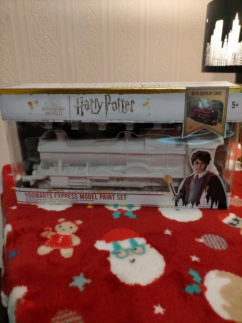 HARRY POTTER HOGWARTS Express Steam Train Model Paint Your Own Kit ...