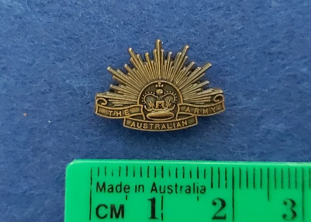RISING SUN LAPEL Pin - The Australian Army - New On Card £3.09 ...