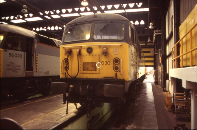 ORIGINAL 35MM BRITISH Railway B.r Slide - Class 56 56030 At Toton 01/08 ...