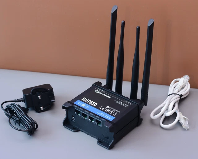 TELTONIKA RUT950 DUAL SIM 4G Router con WIFI - Usato EUR 128,98 ...