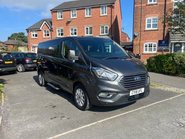 FORD TOURNEO CUSTOM Lwb 9 Seater Mini Bus 130Bhp Low Miles *** No Vat ...