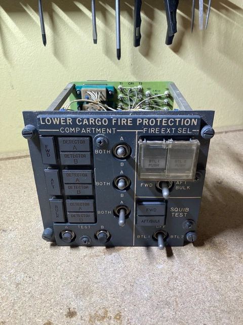 BOEING 747 LOWER Cargo Fire Protection Panel / Panneau Incendie Cargo ...