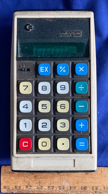 VINTAGE COMMODORE PORTABLE Electronic CalculatorMid 1970s Solid State ...