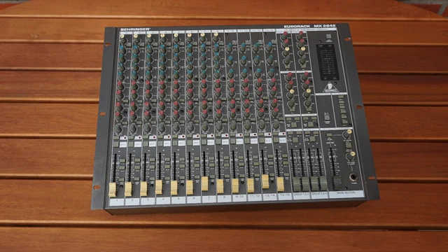 BEHRINGER EURORACK MX2642A Mischpult Profi Gerät 16 Kanal EUR 199,99 ...