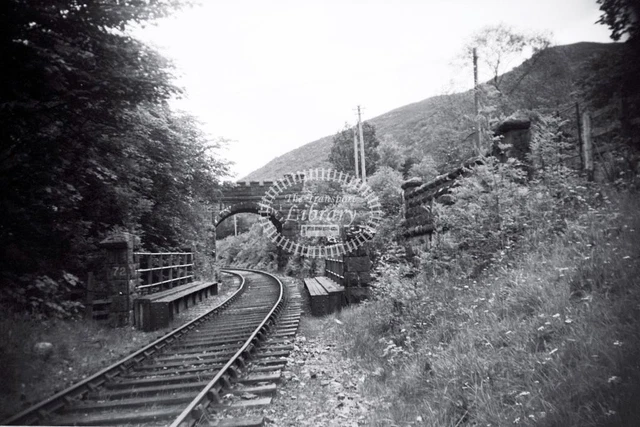 PHOTO BR BRITISH Railways Station Scene - COMRIE AND LOCHERNHEAD £1.99 ...