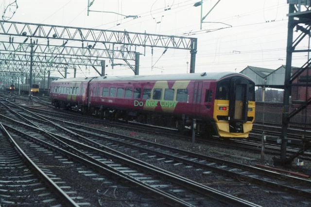 F96 35MM NEGATIVE Class 158 158743 Manchester Piccadilly c.2001 £2.54 ...
