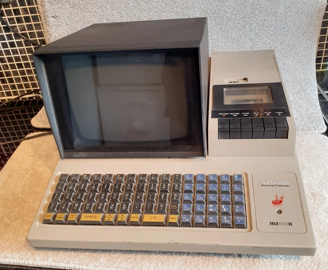 SHARP MZ-80K PERSONAL Computer - Working! after 40 years I am shocked ...