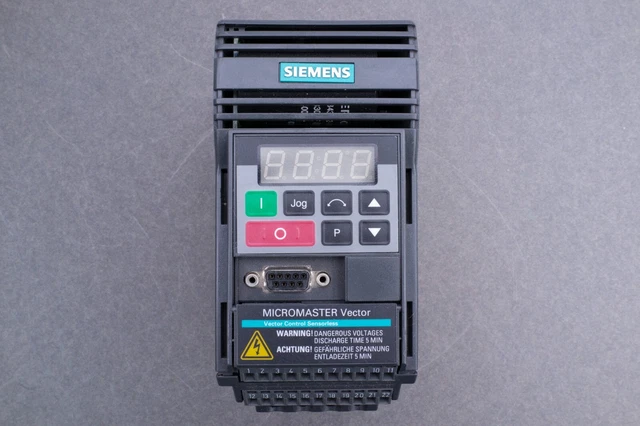 SIEMENS MICROMASTER VECTOR 750W 3.9Amp 1HP Inverter Drive Single 1PH to ...
