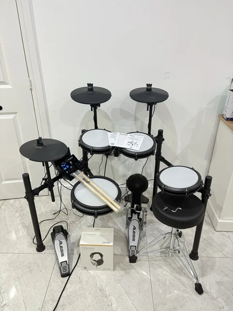 ALESIS NITRO MAX BluetoothElectronic Drum Kit with stool, Behringer ...