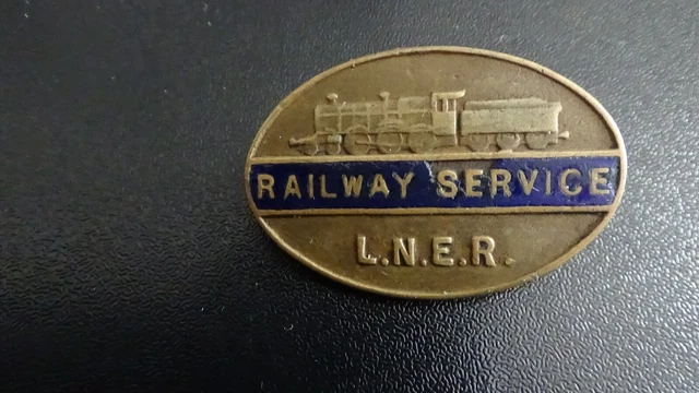 VINTAGE RAILWAY SERVICE badge LNER Enamel No. 44743 WW2 EUR 5,83 ...