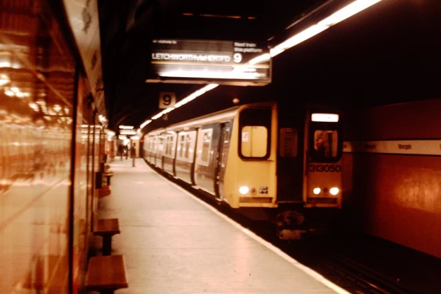 1981 BRITISH RAIL Diesel Loco Moorgate 313050 Railway Slide Ref 6076 £3 ...