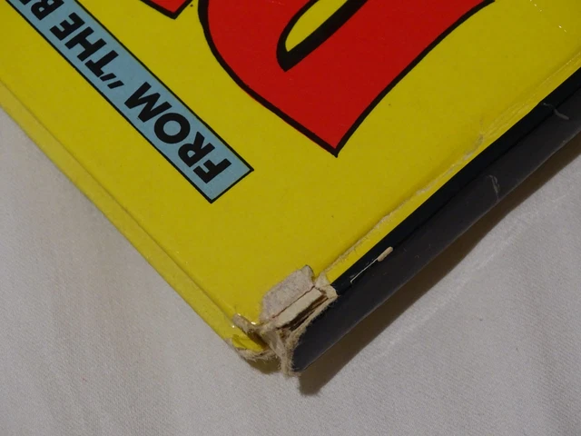 8X CHILDREN'S TV Annuals Hardback Thomas the Tank Mask Dennis Eagle ...