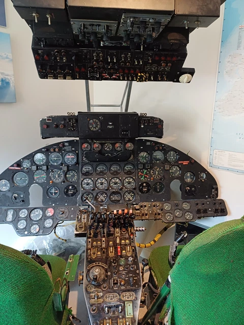 VICKERS VISCOUNT INSTRUMENT panel set up. £3,500.00 - PicClick UK