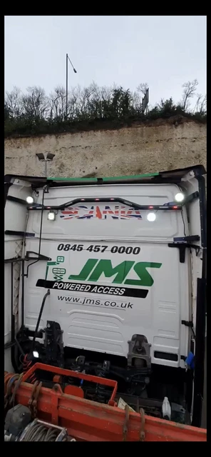 SCANIA S R Next Gen Back Cab Light Bar 7 Red Led + 2 Bracket (Middel ...