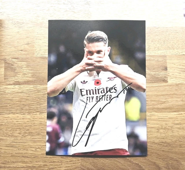 VIKTOR GYOKERES #14 Signed Arsenal 2025-26 season 7"x5" Mask Photograph ...