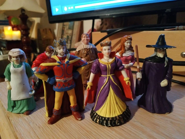 ELC EARLY LEARNING Centre Medieval Knight Figure Bundle-Tower of Doom ...