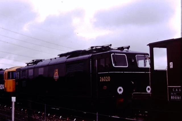 1980 BRITISH RAIL BR Diesel Electric Loco Railway 26020 Slide Ref 276 £ ...