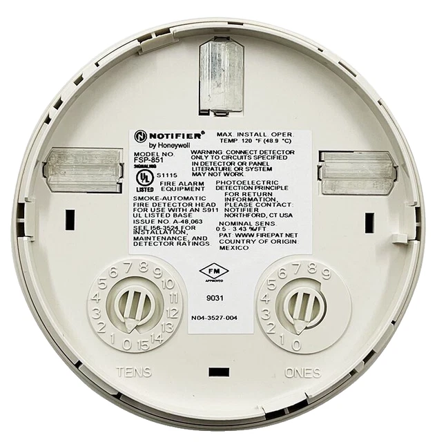 NOTIFIER FSP-851 INTELLIGENT Plug-in Photoelectric Smoke Detector $98. ...
