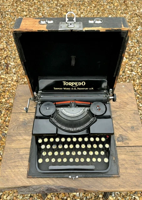 TORPEDO TYPEWRITER 15A Case 1934 183608 German Werke AG Frankfurt AM ...