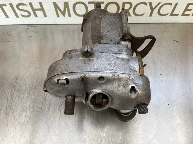 TRIUMPH PRE UNIT Gearbox Early Type Round Cap 1950s £130.68 - PicClick UK