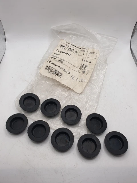 MERCEDES BENZ W203 Rubber Grommet Plugs Set Of Nine A1109870944 New OEM ...