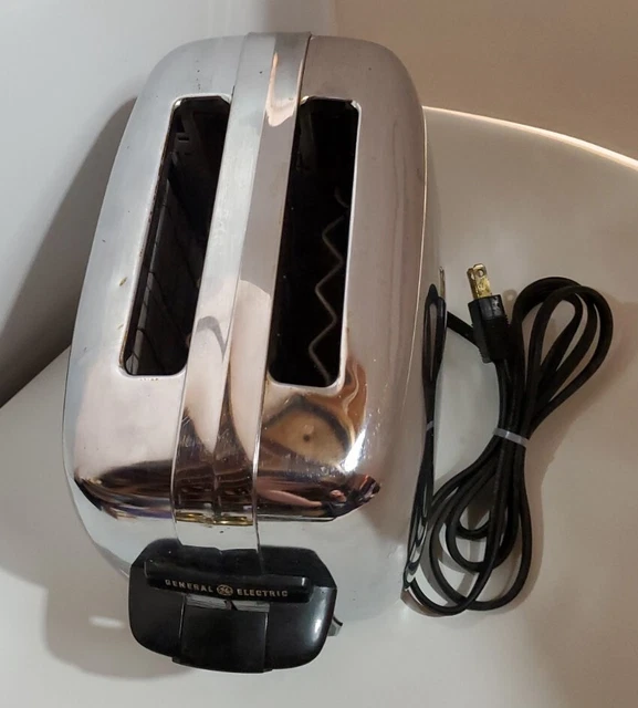 VINTAGE CHROME TOASTER General Electric GE Bakelite 2 Slice Art Deco ...