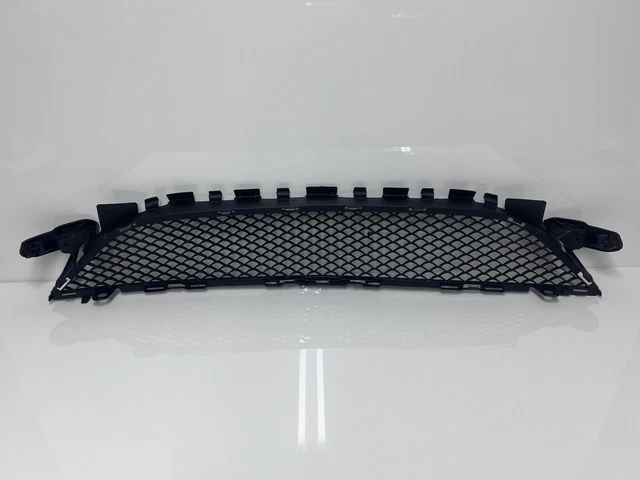 MERCEDES C CLASS Amg W205 2015 - 18 Front Bumper Lower Centre Grill ...