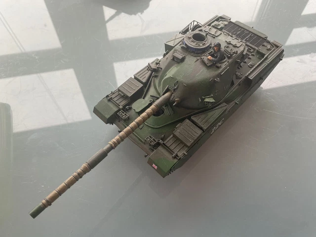 REVELL TAMIYA 1/35 Chieftain Mk5 Model Tank £40.00 - PicClick UK