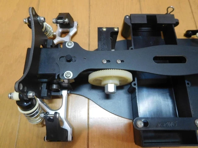 RADIO-CONTROLLED CAR YOKOMO chassis belt drie with additional parts £ ...
