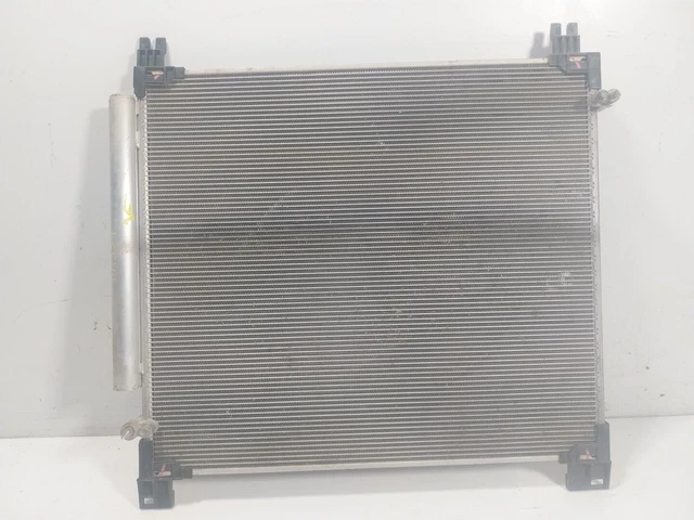 884600K430 CONDENSEUR DE Climatisation / 17352084 Pour Toyota Hilux EUR ...