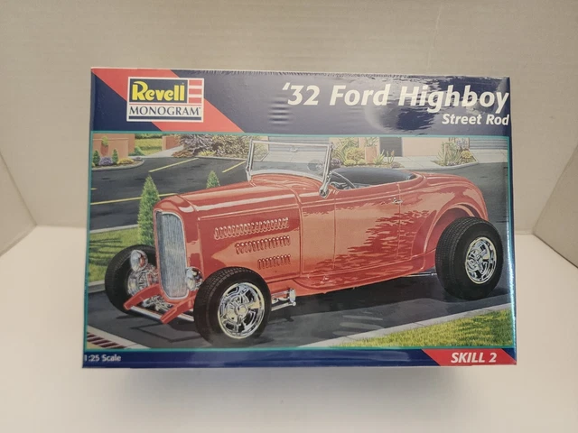 REVELL MONOGRAM '32 Ford Highboy Street Rod Model 85-7625 **Factory ...