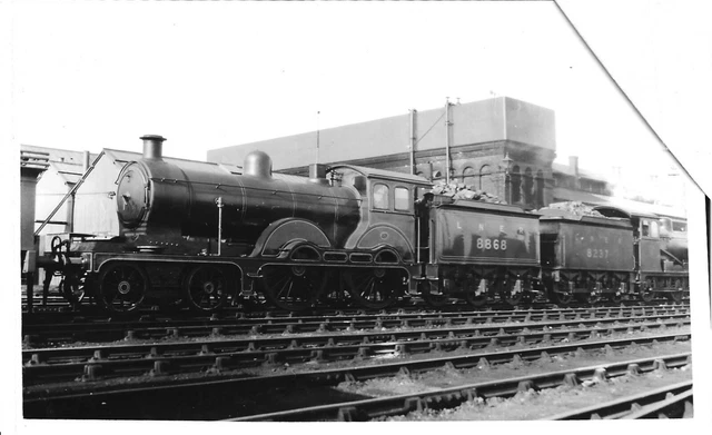 LNER EX Great Eastern - D15 4-4-0 8768 - Vintage Image - # L4484 £1.50 ...