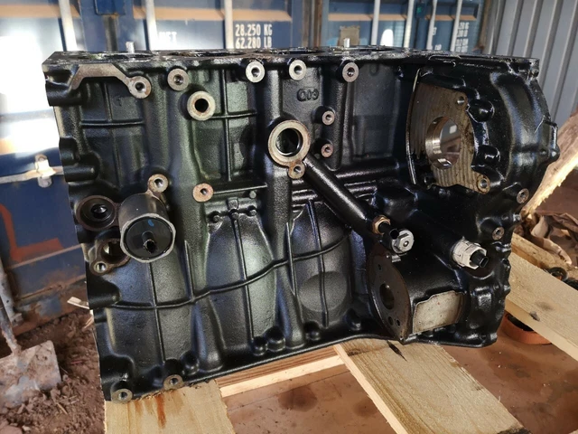 MERCEDES OM651 ENGINE Block £375.00 - PicClick UK