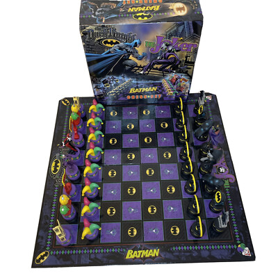 BATMAN CHESS SET Dark Knight vs. The Joker The Noble Collection Fine ...