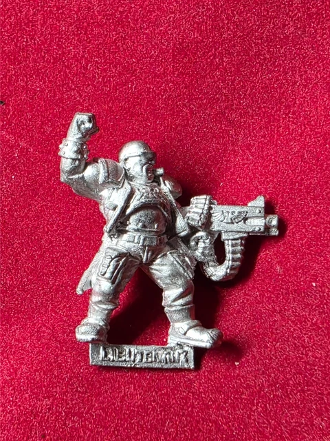 METAL CLASSIC CATACHAN Lieutenant Commander Imperial Guard - Warhammer ...