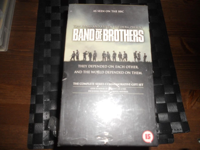 BAND OF BROTHERS (VHS, 2002, Box Set) £6.99 - PicClick UK