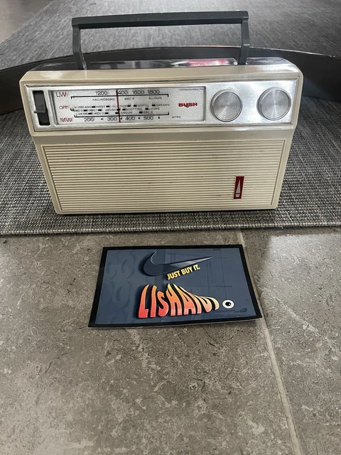 VINTAGE/RETRO BUSH TR122 Transistor Radio Retro 1970s £29.99 - PicClick UK