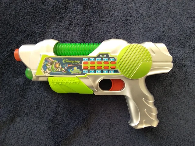 DISNEYLAND PARIS TOY Story Buzz Lightyear Laser Pistole Sound Licht Top ...