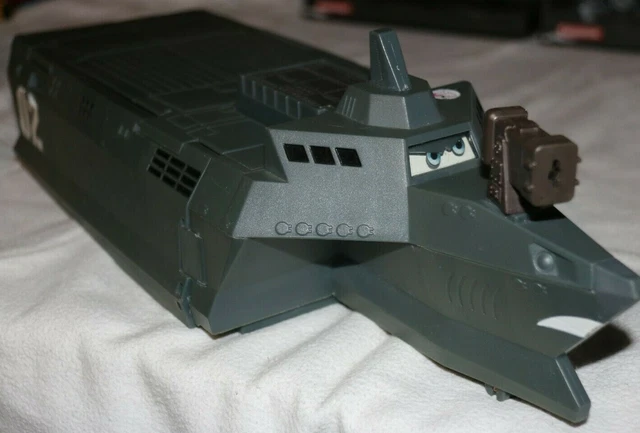 DISNEY PIXAR CARS Tony Trihull Kampfschiff Battleship Sound Mattel ...
