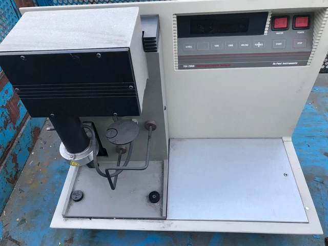 TA INSTRUMENTS THERMOGRAVIMETRIC Analyzer TGA 2950 V4.0F 952001.901 ...