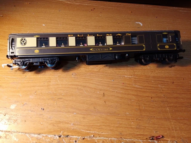 3 X HORNBY Pullman's 2 Brakes,1 First Class Car, With Lights And Some ...
