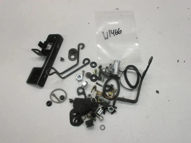 W1466. KTM DUKE Petits éléments Convolent Vis Kit de vis Support EUR 52 ...