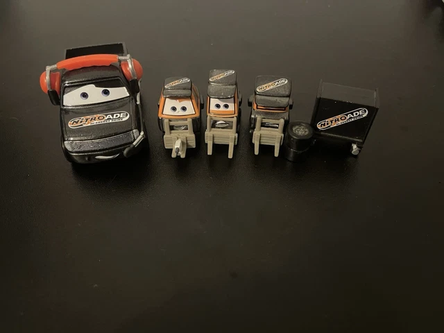 DISNEY CARS TEAM nitroade pit / pitty Crew £42.32 - PicClick UK