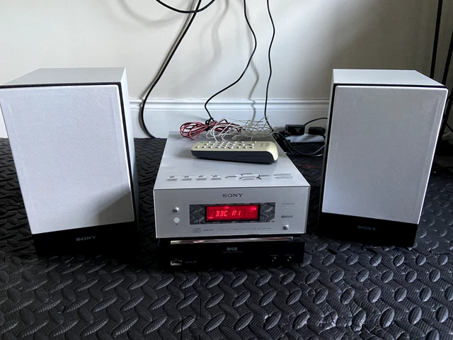 SONY MICRO HI-FI CD Player DAB USB Model CMT-BX7DAB With Speakers ...