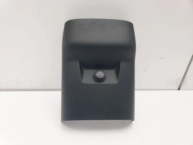 VOLVO XC60 MK2 Centre Console Rear Trim With Usb Socket Port Outlet ...