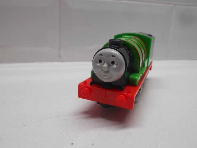 TRACKMASTER THOMAS THE tank engine battery train real steam percy £12. ...