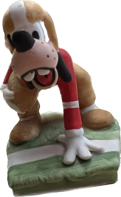 VINTAGE WALT DISNEY Porcelain Ceramic Goofy Football Player Made In ...