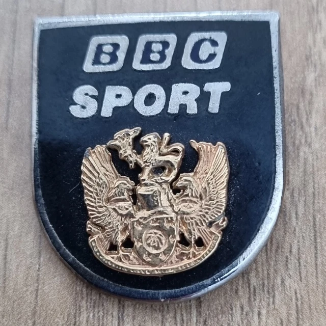 BBC SPORT HIGH QUALITY PIN BADGE EMBOSSED CREST CIRCA 1960s £25.00 ...