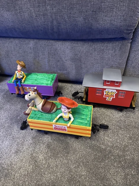 DISNEY PIXAR TOY Story 2 Interactive Talking train Set Woody Jessie ...